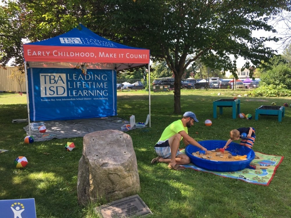 Custom Pop Up Tents Made in USA | 3-Day Turnaround